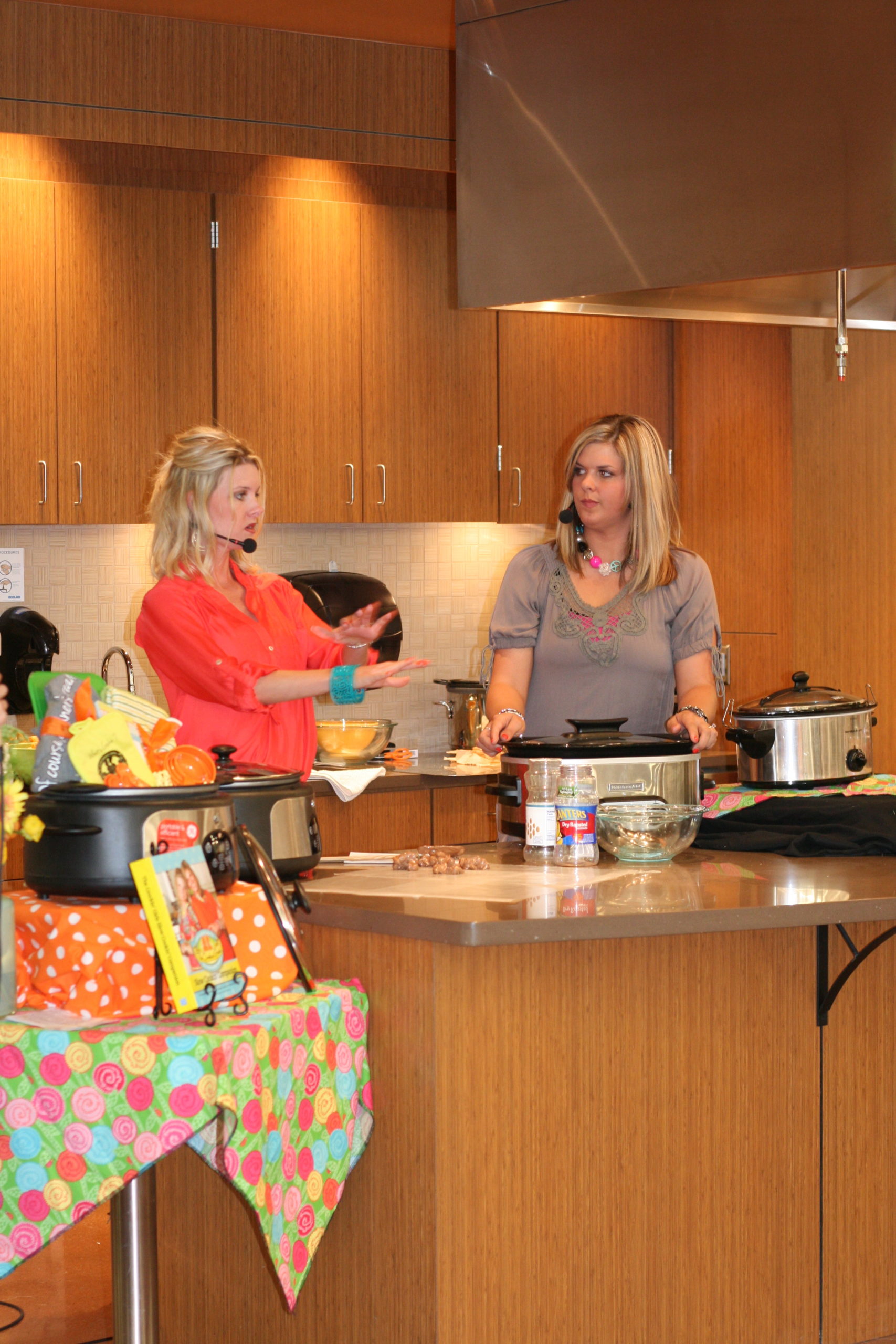 Crockin' Girls Coming to Round Top - Round Top