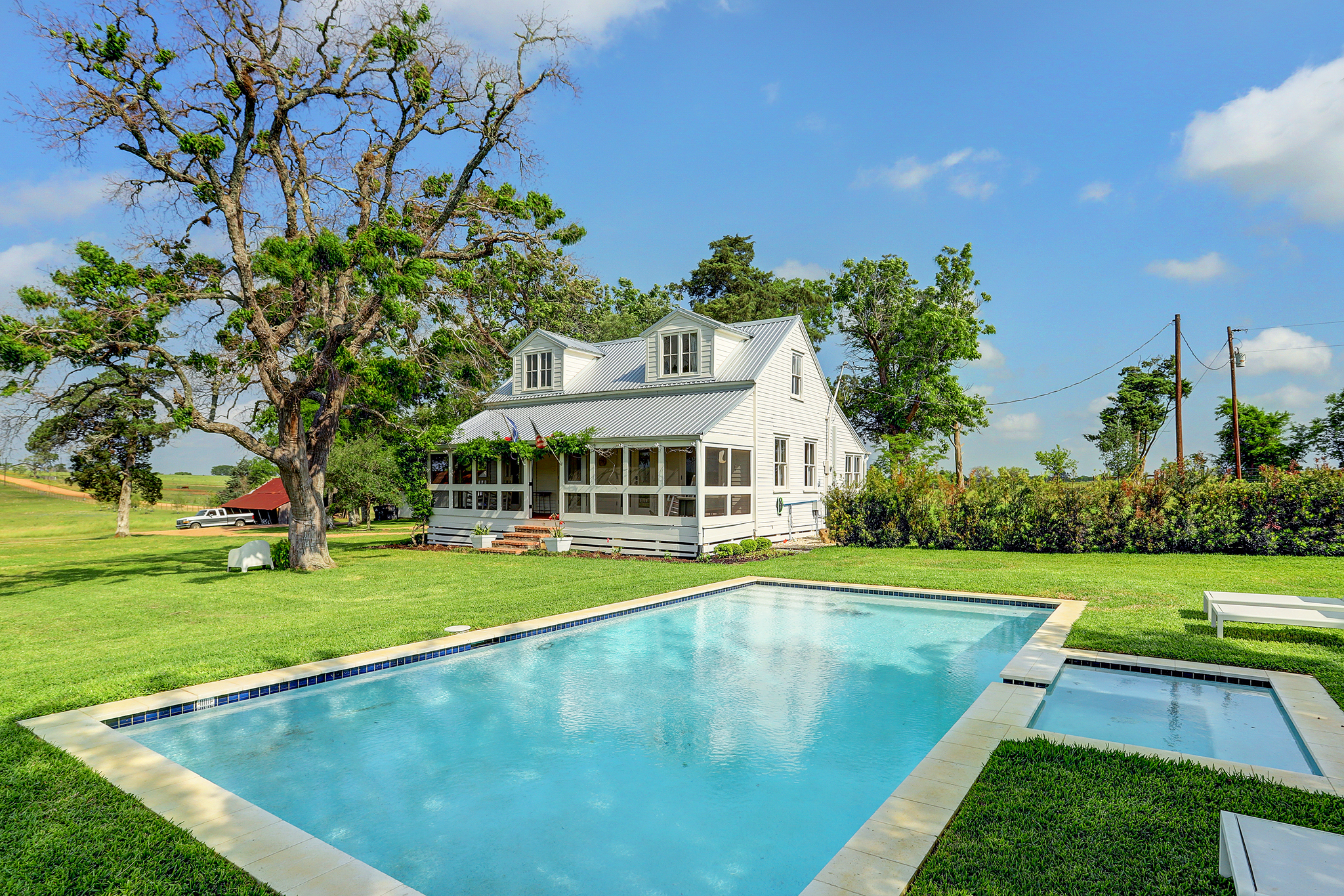 Round Top Houses, Farms, Ranches and Unique Properties You Need to See ...