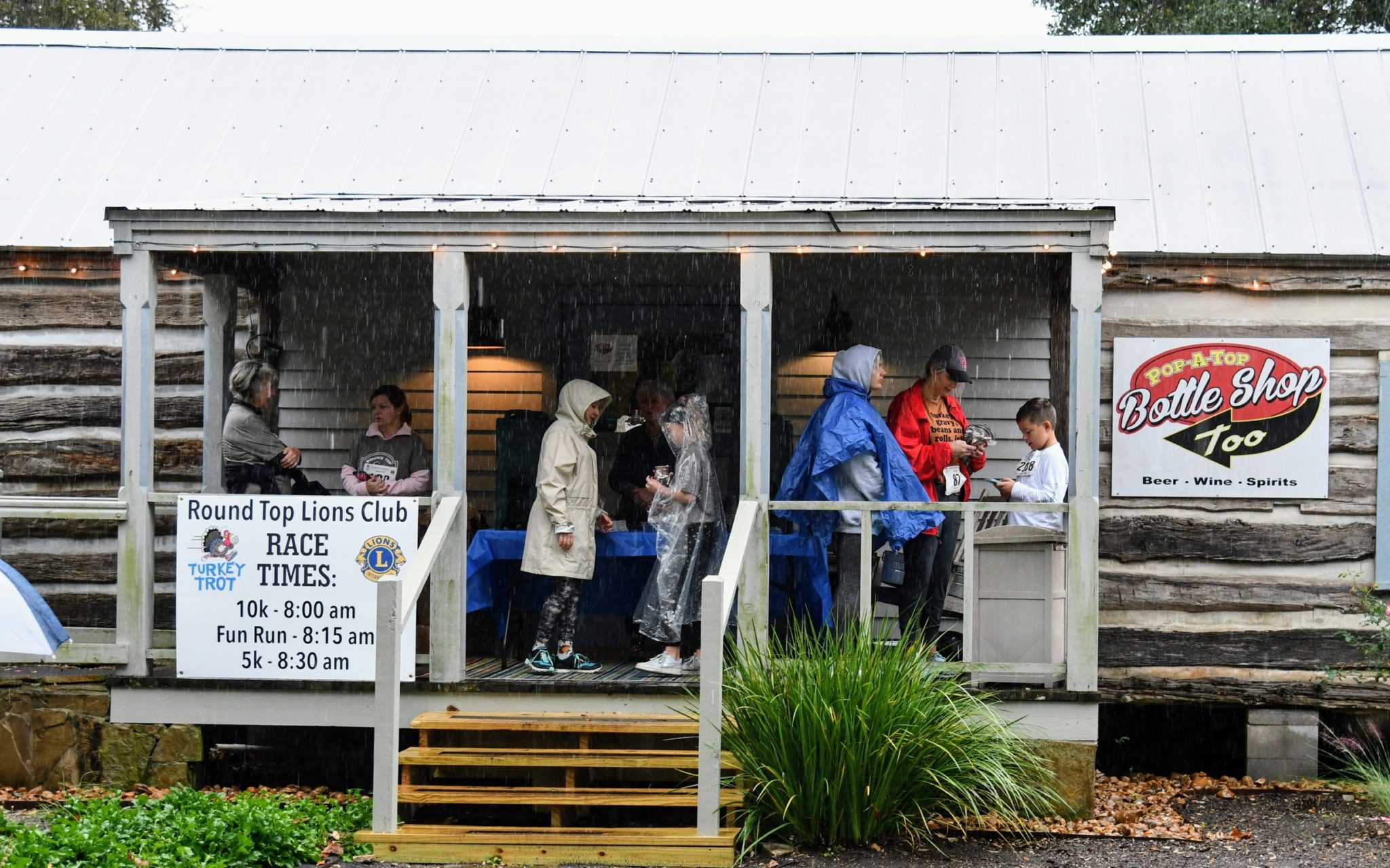 Wind and Rain Cannot Stop Round Top's Turkey Trot: Running For a Cause ...
