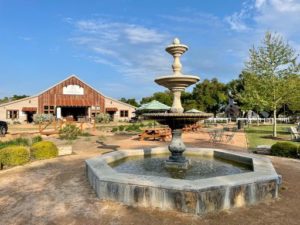 Your Round Top Winter Antiques Show Guide: Venues and Vendors You Need ...