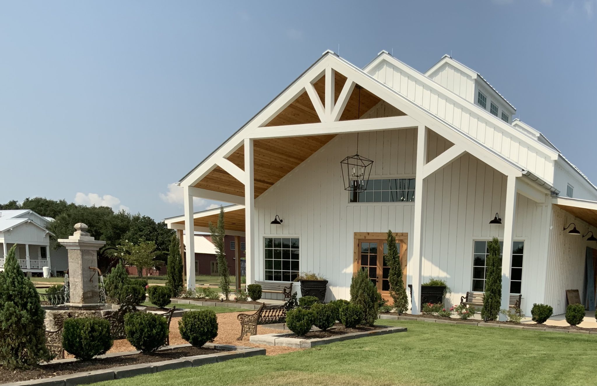 Show Venues + Shops - Round Top