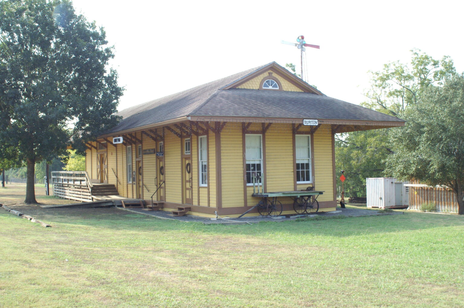 Your Guide to Burton: In Round Top's More Famous Antiques' Shadow, This ...