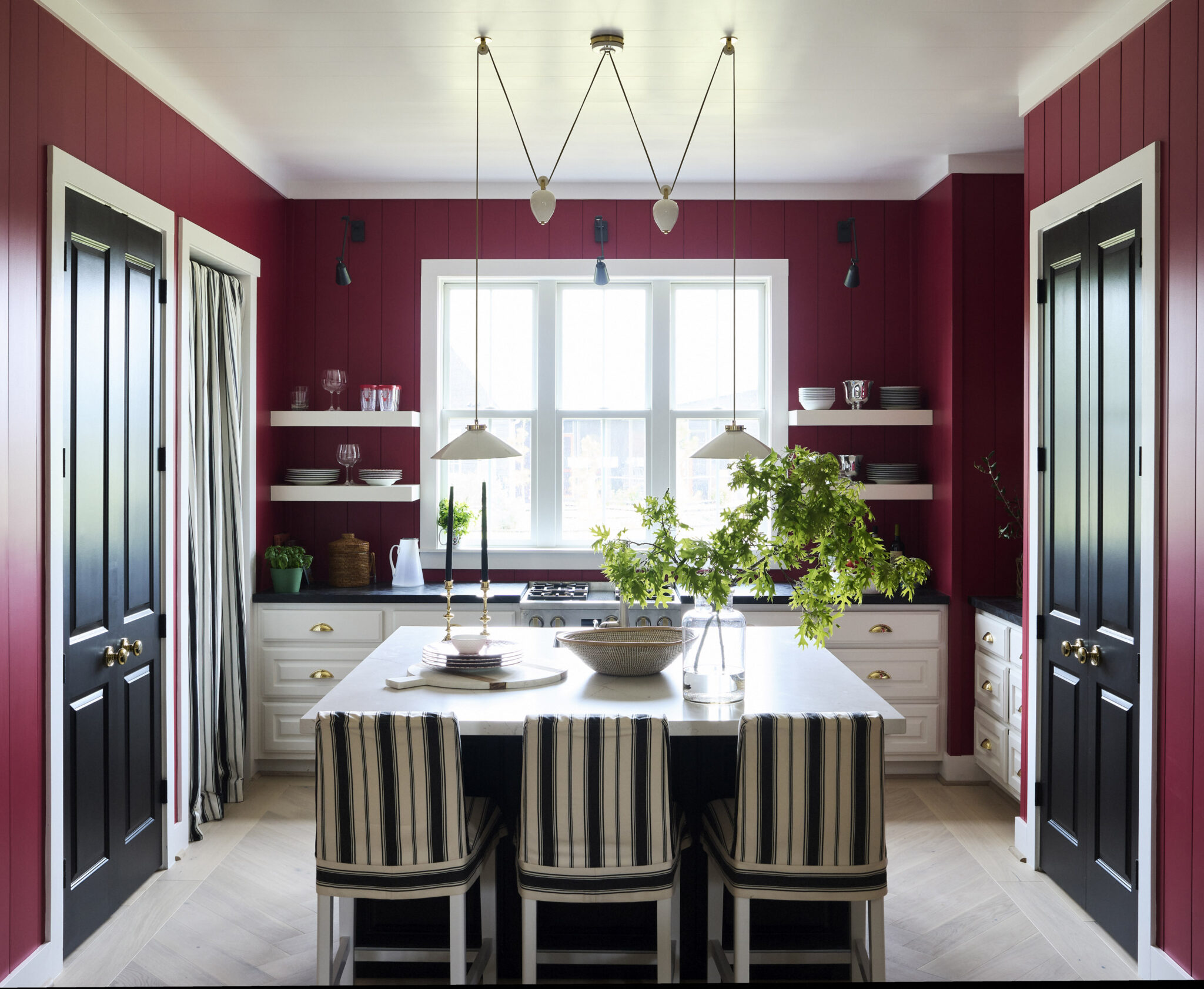 Alessandra Branca x Red Antler Bungalows: Tour The Branca Bungalow for ...