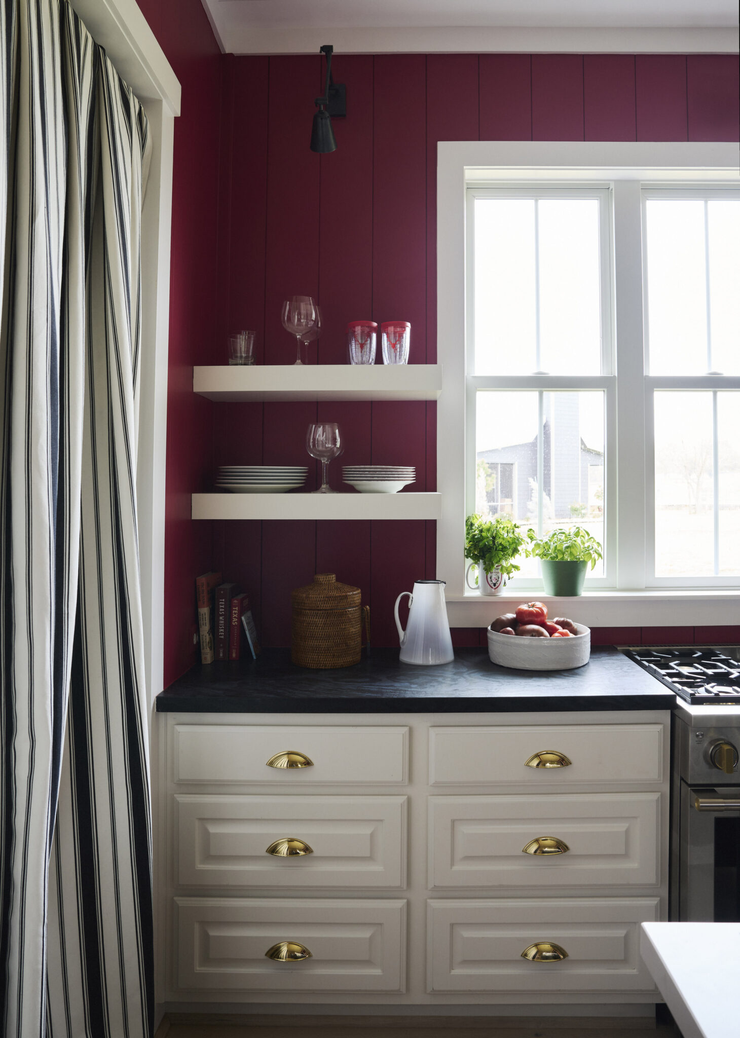 Alessandra Branca x Red Antler Bungalows: Tour The Branca Bungalow for ...