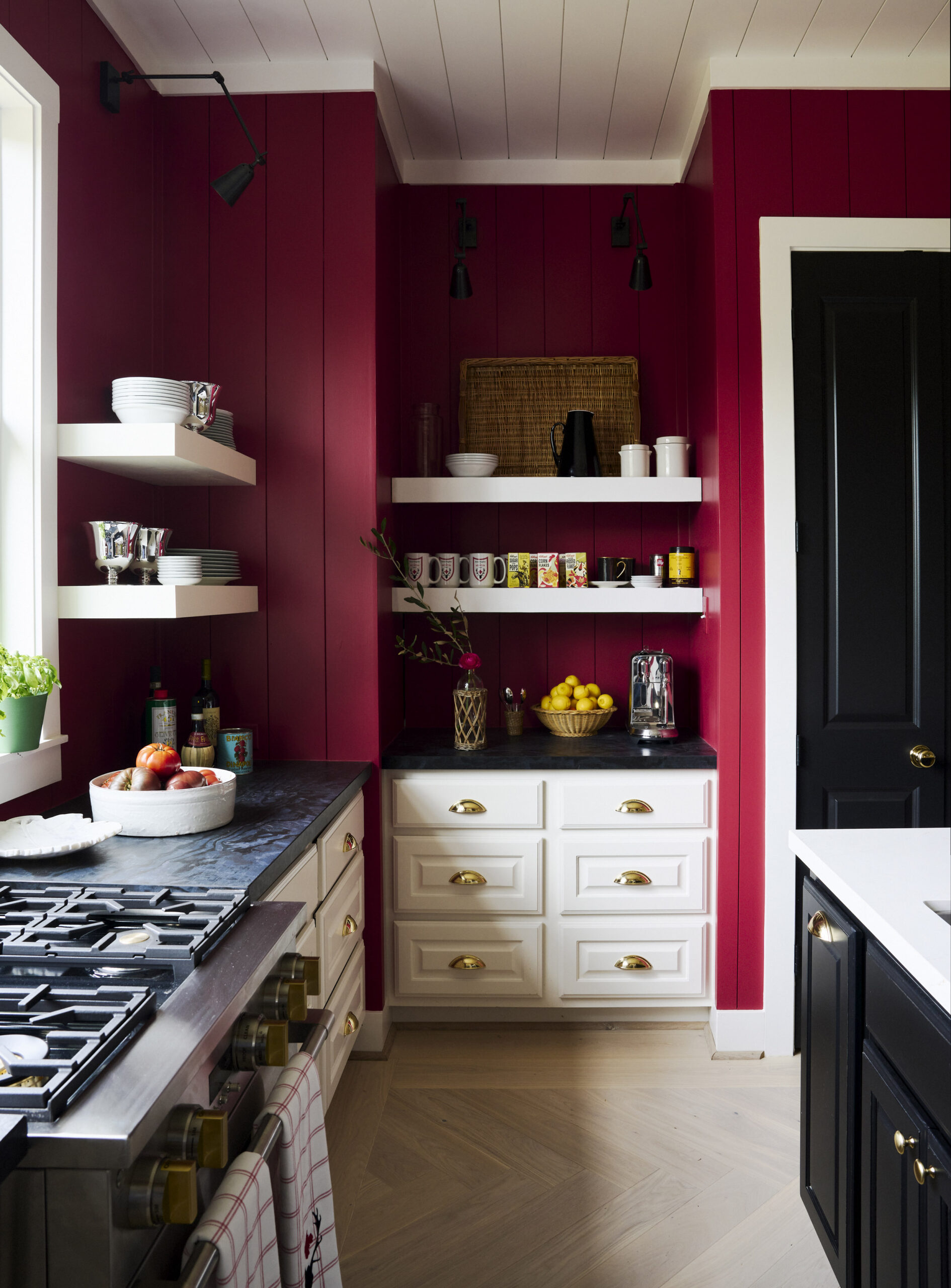 Alessandra Branca x Red Antler Bungalows: Tour The Branca Bungalow for ...