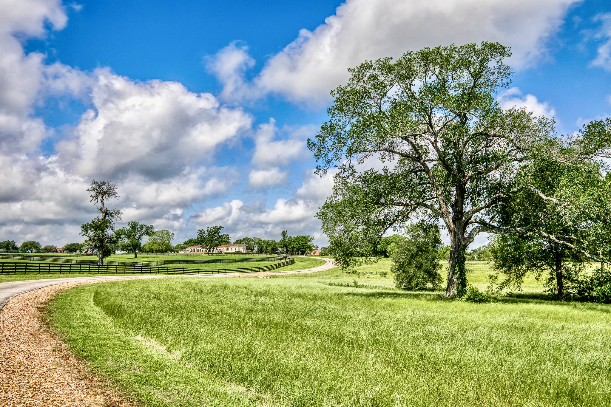 Inside Drake's New $15 Million Texas Ranch: Music Superstar Embraces ...