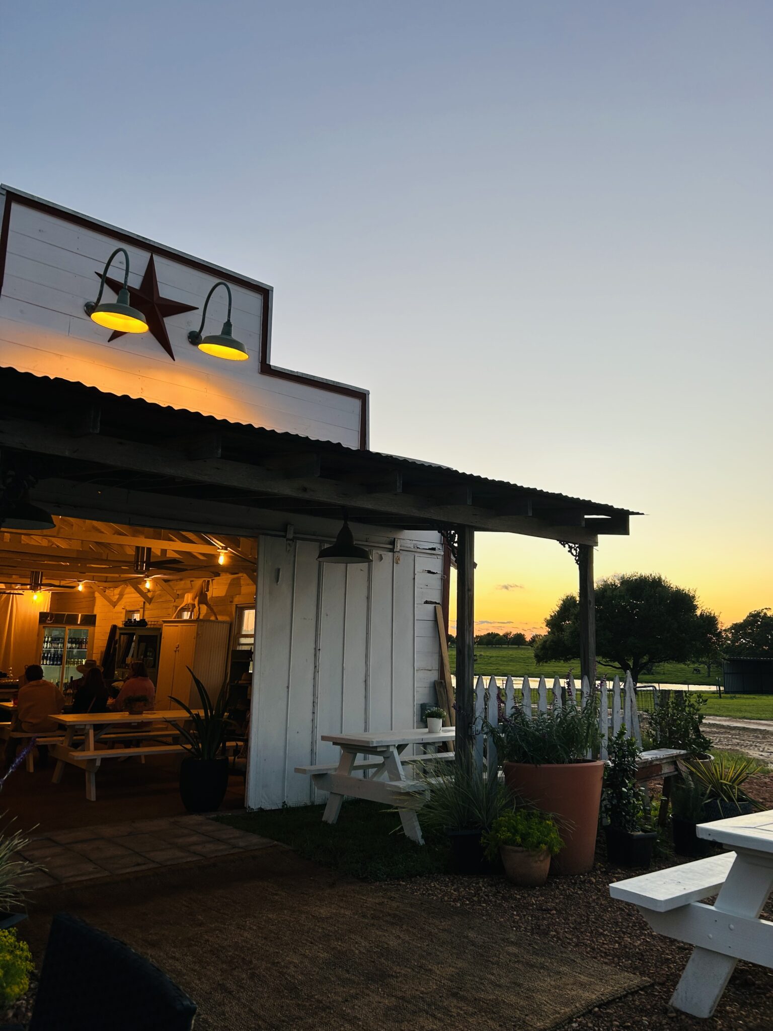 Eat + Drink - Round Top